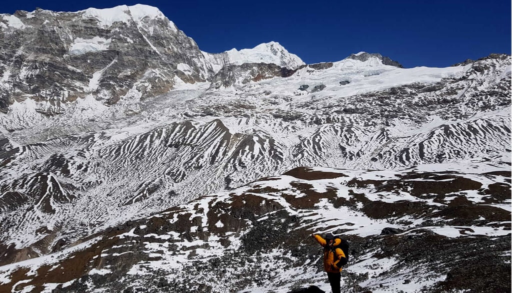 How to Trek to Langtang Valley? Beginners' Guide!