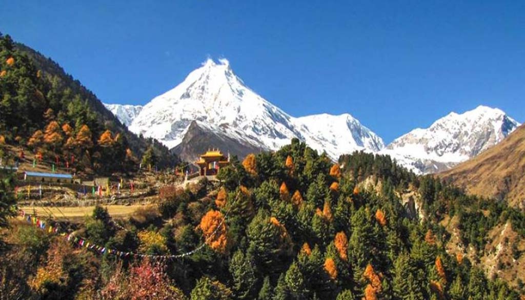 Manaslu and Annapurna Circuit Trek - 23 Days Itinerary and Cost